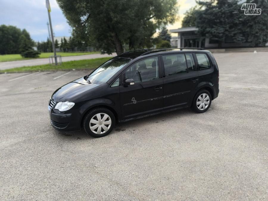 Volkswagen Touran 2008 Kauņa, ar dzinēja tilpumu 1.90 L un nobraukumu 310 tūkst. km par 1790 €, foto 6 vietnē AUTOMOTO.COM.LV