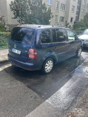 Volkswagen Touran 2008 Panevēža, ar dzinēja tilpumu 1.90 L un nobraukumu 272 tūkst. km par 1450 €, foto 4 vietnē AUTOMOTO.COM.LV