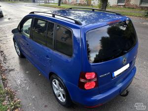 Volkswagen Touran 2008 Kauņa, ar dzinēja tilpumu 2.00 L un nobraukumu 300 tūkst. km par 1550 €, foto 6 vietnē AUTOMOTO.COM.LV