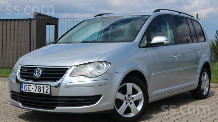 Volkswagen Touran 2009 in Riga, with an engine capacity of 1.90 L and mileage of 291 thousand km for 4350 €, photo 5 on AUTOMOTO.COM.LV