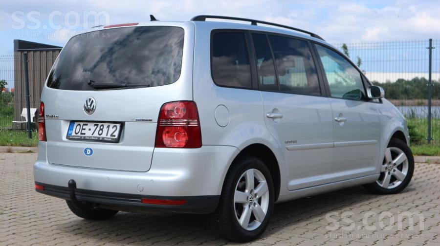 Volkswagen Touran 2009 in Riga, with an engine capacity of 1.90 L and mileage of 291 thousand km for 4350 €, photo 7 on AUTOMOTO.COM.LV