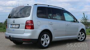 Volkswagen Touran 2009 in Riga, with an engine capacity of 1.90 L and mileage of 291 thousand km for 4350 €, photo 8 on AUTOMOTO.COM.LV