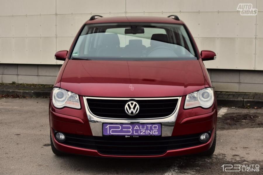 Volkswagen Touran 2009 in Kretinga, with an engine capacity of 1.40 L and mileage of 142 thousand km for 4999 €, photo 3 on AUTOMOTO.COM.LV