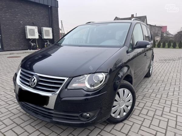 Volkswagen Touran 2009 in Kaunas, with an engine capacity of 1.90 L and mileage of 320 thousand km for 2500 €, photo 9 on AUTOMOTO.COM.LV