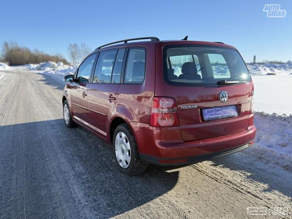 Volkswagen Touran 2009 Kretinga, ar dzinēja tilpumu 1.40 L un nobraukumu 142 tūkst. km par 4999 €, foto 5 vietnē AUTOMOTO.COM.LV