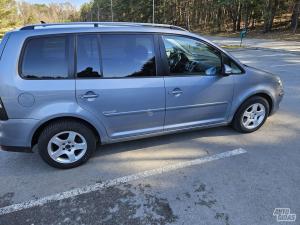 Volkswagen Touran 2009 Prienai, ar dzinēja tilpumu 1.40 L un nobraukumu 294 tūkst. km par 1500 €, foto 3 vietnē AUTOMOTO.COM.LV