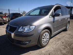 Volkswagen Touran 2009 in Taurage, with an engine capacity of 1.90 L and mileage of 272 thousand km for 1900 €, photo  on AUTOMOTO.COM.LV