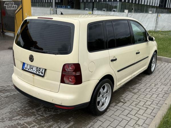 Volkswagen Touran 2009 Kauņa, ar dzinēja tilpumu 1.90 L un nobraukumu 455 tūkst. km par 1000 €, foto 7 vietnē AUTOMOTO.COM.LV