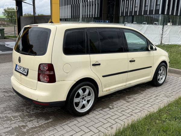 Volkswagen Touran 2009 Kauņa, ar dzinēja tilpumu 1.90 L un nobraukumu 455 tūkst. km par 1000 €, foto 8 vietnē AUTOMOTO.COM.LV