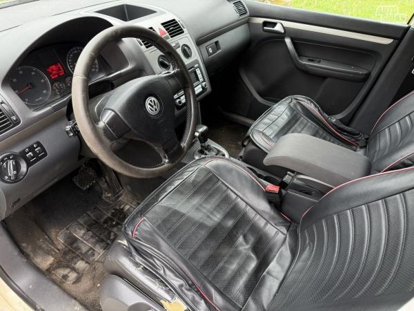 Volkswagen Touran 2009 Kauņa, ar dzinēja tilpumu 1.90 L un nobraukumu 455 tūkst. km par 1000 €, foto 9 vietnē AUTOMOTO.COM.LV