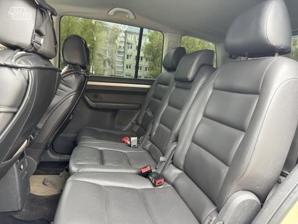 Volkswagen Touran 2009 Kauņa, ar dzinēja tilpumu 1.90 L un nobraukumu 455 tūkst. km par 1000 €, foto 10 vietnē AUTOMOTO.COM.LV