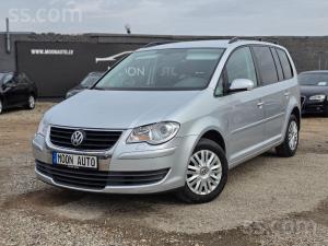 Volkswagen Touran 2009 in Liepaja, with an engine capacity of 1.40 L and mileage of 207 thousand km for 4300 €, photo  on AUTOMOTO.COM.LV