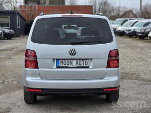 Volkswagen Touran 2009 in Liepaja, with an engine capacity of 1.40 L and mileage of 207 thousand km for 4300 €, photo 8 on AUTOMOTO.COM.LV