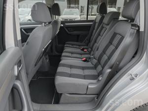 Volkswagen Touran 2009 in Liepaja, with an engine capacity of 1.40 L and mileage of 207 thousand km for 4300 €, photo 15 on AUTOMOTO.COM.LV