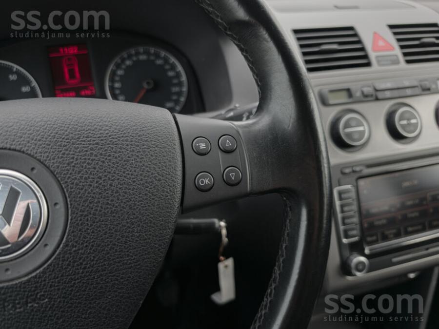 Volkswagen Touran 2009 in Liepaja, with an engine capacity of 1.40 L and mileage of 207 thousand km for 4300 €, photo 24 on AUTOMOTO.COM.LV