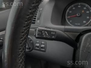 Volkswagen Touran 2009 in Liepaja, with an engine capacity of 1.40 L and mileage of 207 thousand km for 4300 €, photo 25 on AUTOMOTO.COM.LV