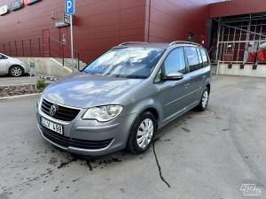Фольксваген Туран 2009 в Вильнюс, объемом двигателя 2.00 л и пробегом 310 тыс. км за 2900 €, фото  на AUTOMOTO.COM.LV