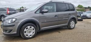 Volkswagen Touran 2009 Utena, ar dzinēja tilpumu 2.00 L un nobraukumu 257 tūkst. km par 4450 €, foto 3 vietnē AUTOMOTO.COM.LV