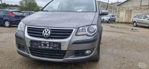 Volkswagen Touran 2009 Utena, ar dzinēja tilpumu 2.00 L un nobraukumu 257 tūkst. km par 4450 €, foto 7 vietnē AUTOMOTO.COM.LV