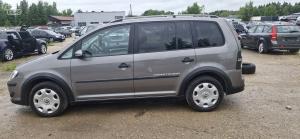 Volkswagen Touran 2009 Utena, ar dzinēja tilpumu 2.00 L un nobraukumu 257 tūkst. km par 4450 €, foto 14 vietnē AUTOMOTO.COM.LV