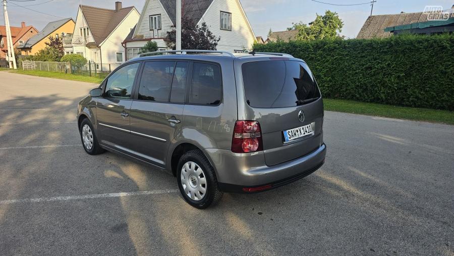 Volkswagen Touran 2009 Kazlų Rūda, ar dzinēja tilpumu 1.40 L un nobraukumu 175 tūkst. km par 2999 €, foto 4 vietnē AUTOMOTO.COM.LV