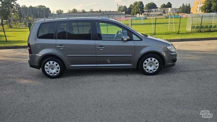 Volkswagen Touran 2009 Kazlų Rūda, ar dzinēja tilpumu 1.40 L un nobraukumu 175 tūkst. km par 2999 €, foto 7 vietnē AUTOMOTO.COM.LV