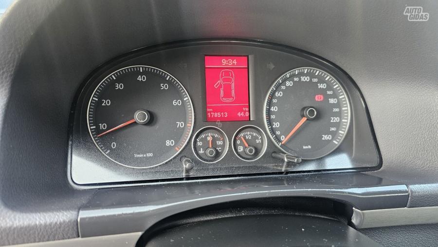 Volkswagen Touran 2009 Kazlų Rūda, ar dzinēja tilpumu 1.40 L un nobraukumu 175 tūkst. km par 2999 €, foto 13 vietnē AUTOMOTO.COM.LV