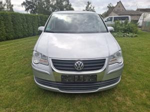 Volkswagen Touran 2009 Vilkaviškis, ar dzinēja tilpumu 1.90 L un nobraukumu 281 tūkst. km par 3250 €, foto 3 vietnē AUTOMOTO.COM.LV