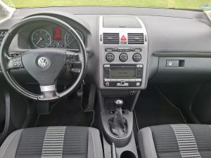 Volkswagen Touran 2009 Vilkaviškis, ar dzinēja tilpumu 1.90 L un nobraukumu 281 tūkst. km par 3250 €, foto 15 vietnē AUTOMOTO.COM.LV