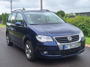 Volkswagen Touran 2009 in Mazeikiai, with an engine capacity of 1.90 L and mileage of 300 thousand km for 4150 €, photo 5 on AUTOMOTO.COM.LV