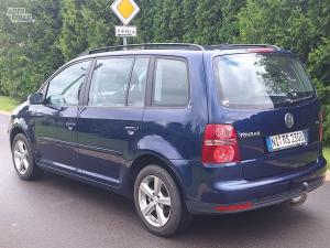 Volkswagen Touran 2009 in Mazeikiai, with an engine capacity of 1.90 L and mileage of 300 thousand km for 4150 €, photo 6 on AUTOMOTO.COM.LV