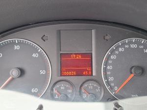 Volkswagen Touran 2009 in Mazeikiai, with an engine capacity of 1.90 L and mileage of 300 thousand km for 4150 €, photo 20 on AUTOMOTO.COM.LV