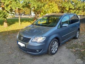 Фольксваген Туран 2009 в Мариямполе, объемом двигателя 1.90 л и пробегом 338 тыс. км за 1750 €, фото  на AUTOMOTO.COM.LV