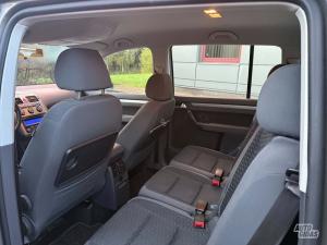 Volkswagen Touran 2009 in Mazeikiai, with an engine capacity of 1.90 L and mileage of 256 thousand km for 4100 €, photo 24 on AUTOMOTO.COM.LV