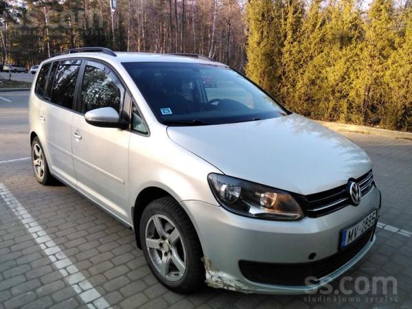 Volkswagen Touran 2010 in Riga, with an engine capacity of 1.40 L and mileage of 225 thousand km for 2500 €, photo 1 on AUTOMOTO.COM.LV