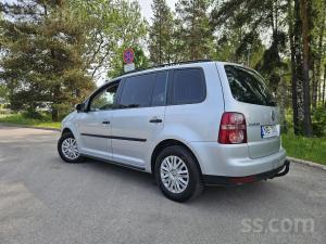 Volkswagen Touran 2010 in Riga, with an engine capacity of 1.90 L and mileage of 0 thousand km for 2950 €, photo 6 on AUTOMOTO.COM.LV