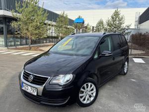 Volkswagen Touran 2010 in Kaunas, with an engine capacity of 2.00 L and mileage of 340 thousand km for 2400 €, photo  on AUTOMOTO.COM.LV