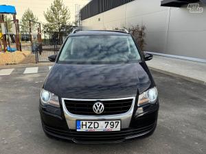 Volkswagen Touran 2010 in Kaunas, with an engine capacity of 2.00 L and mileage of 340 thousand km for 2400 €, photo 7 on AUTOMOTO.COM.LV