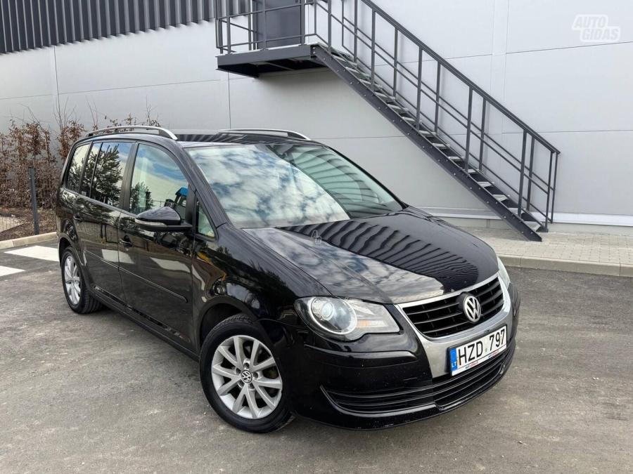 Volkswagen Touran 2010 Kauņa, ar dzinēja tilpumu 2.00 L un nobraukumu 340 tūkst. km par 1900 €, foto 1 vietnē AUTOMOTO.COM.LV