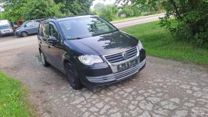 Фольксваген Туран 2010 в Вильнюс, объемом двигателя 1.90 л и пробегом 305 тыс. км за 2350 €, фото 3 на AUTOMOTO.COM.LV