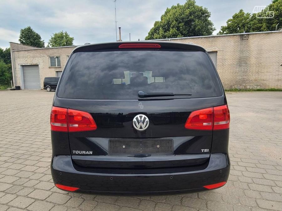 Volkswagen Touran 2010 Marijampole, ar dzinēja tilpumu 1.40 L un nobraukumu 260 tūkst. km par 4650 €, foto 8 vietnē AUTOMOTO.COM.LV