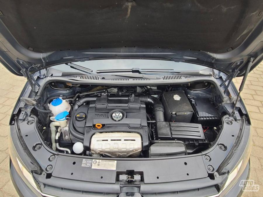 Volkswagen Touran 2010 Marijampole, ar dzinēja tilpumu 1.40 L un nobraukumu 260 tūkst. km par 4650 €, foto 24 vietnē AUTOMOTO.COM.LV