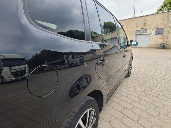 Volkswagen Touran 2010 Marijampole, ar dzinēja tilpumu 1.40 L un nobraukumu 266 tūkst. km par 3950 €, foto 7 vietnē AUTOMOTO.COM.LV