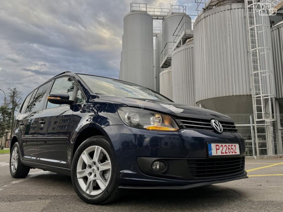 Volkswagen Touran 2010 Kauņa, ar dzinēja tilpumu 2.00 L un nobraukumu 298 tūkst. km par 5950 €, foto 1 vietnē AUTOMOTO.COM.LV