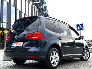 Volkswagen Touran 2010 Kauņa, ar dzinēja tilpumu 2.00 L un nobraukumu 298 tūkst. km par 5950 €, foto 15 vietnē AUTOMOTO.COM.LV