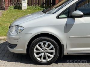 Volkswagen Touran 2010 in Riga, with an engine capacity of 1.90 L and mileage of 266 thousand km for 2950 €, photo 11 on AUTOMOTO.COM.LV