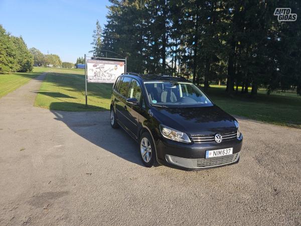 Volkswagen Touran 2010 in Pasvalys, with an engine capacity of 1.60 L and mileage of 308 thousand km for 4499 €, photo 1 on AUTOMOTO.COM.LV
