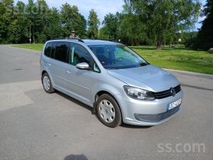 Volkswagen Touran 2011 in Riga, with an engine capacity of 1.60 L and mileage of 376 thousand km for 4750 €, photo 1 on AUTOMOTO.COM.LV