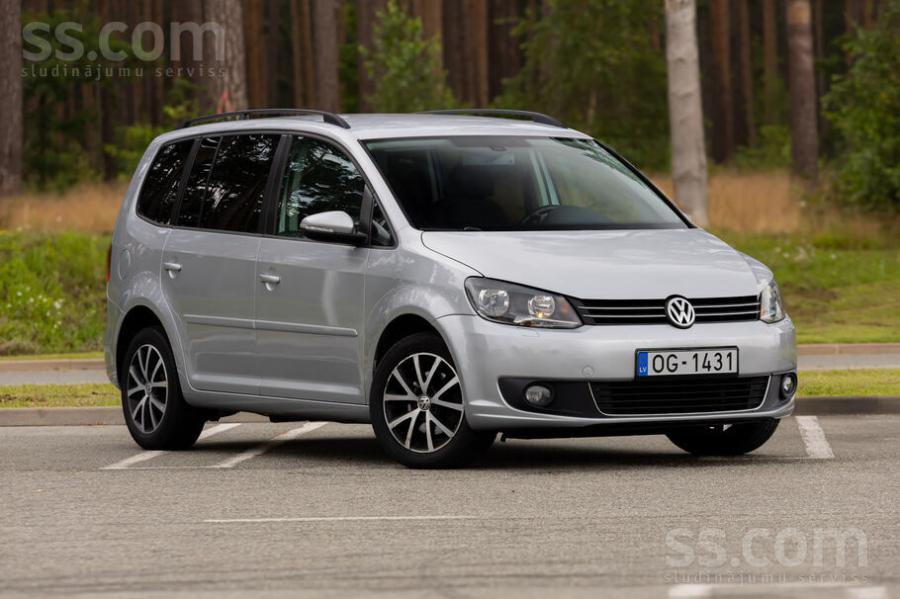 Volkswagen Touran 2011 in Riga, with an engine capacity of 1.60 L and mileage of 230 thousand km for 6500 €, photo 1 on AUTOMOTO.COM.LV