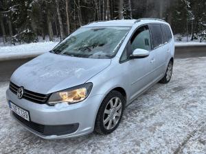 Volkswagen Touran 2011 in Kaunas, with an engine capacity of 1.40 L and mileage of 252 thousand km for 3999 €, photo 3 on AUTOMOTO.COM.LV